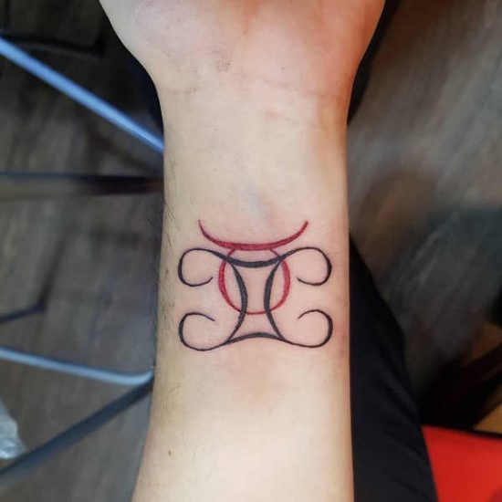 Tweelingen tattoo: betekenis en oorsprong & 25x tattoo-inspiratie