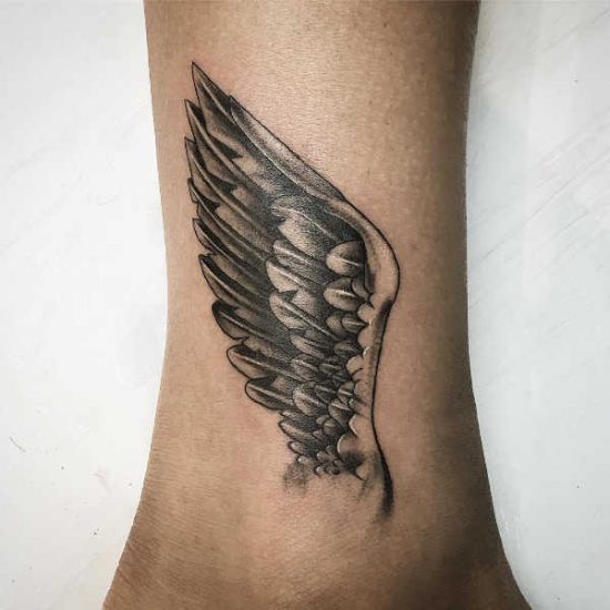 Vleugel tattoo: betekenis en oorsprong & 80x tattoo-inspiratie